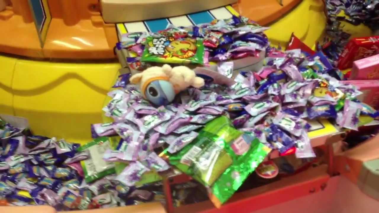 Big Sweet Land - Candy Scooping Machine at Timezone - YouTube