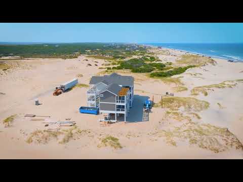 The Dune Buggy Oceanfront Home in pennys-hill-bch-clb 4x4
