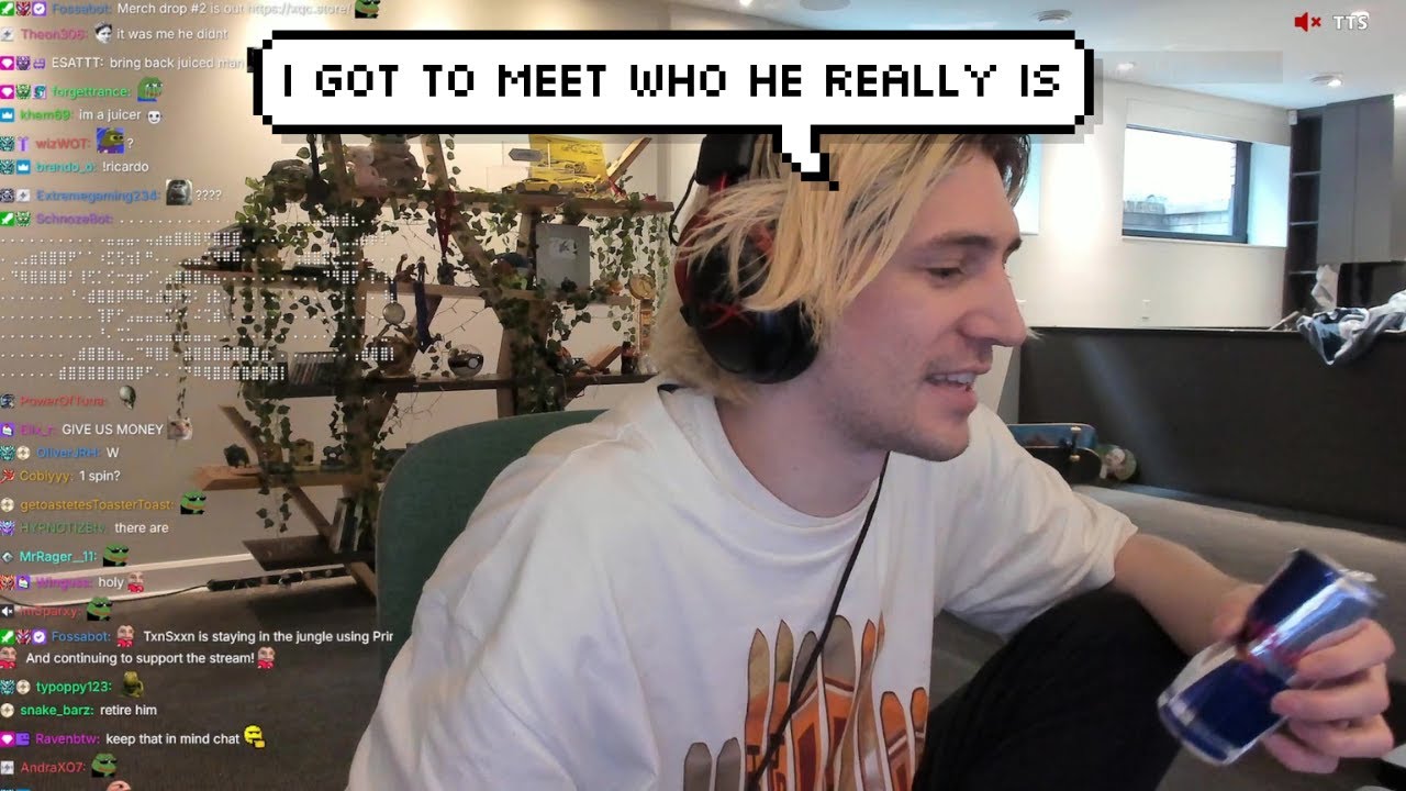 xQc talks about taking a Jet with Logan Paul - YouTube