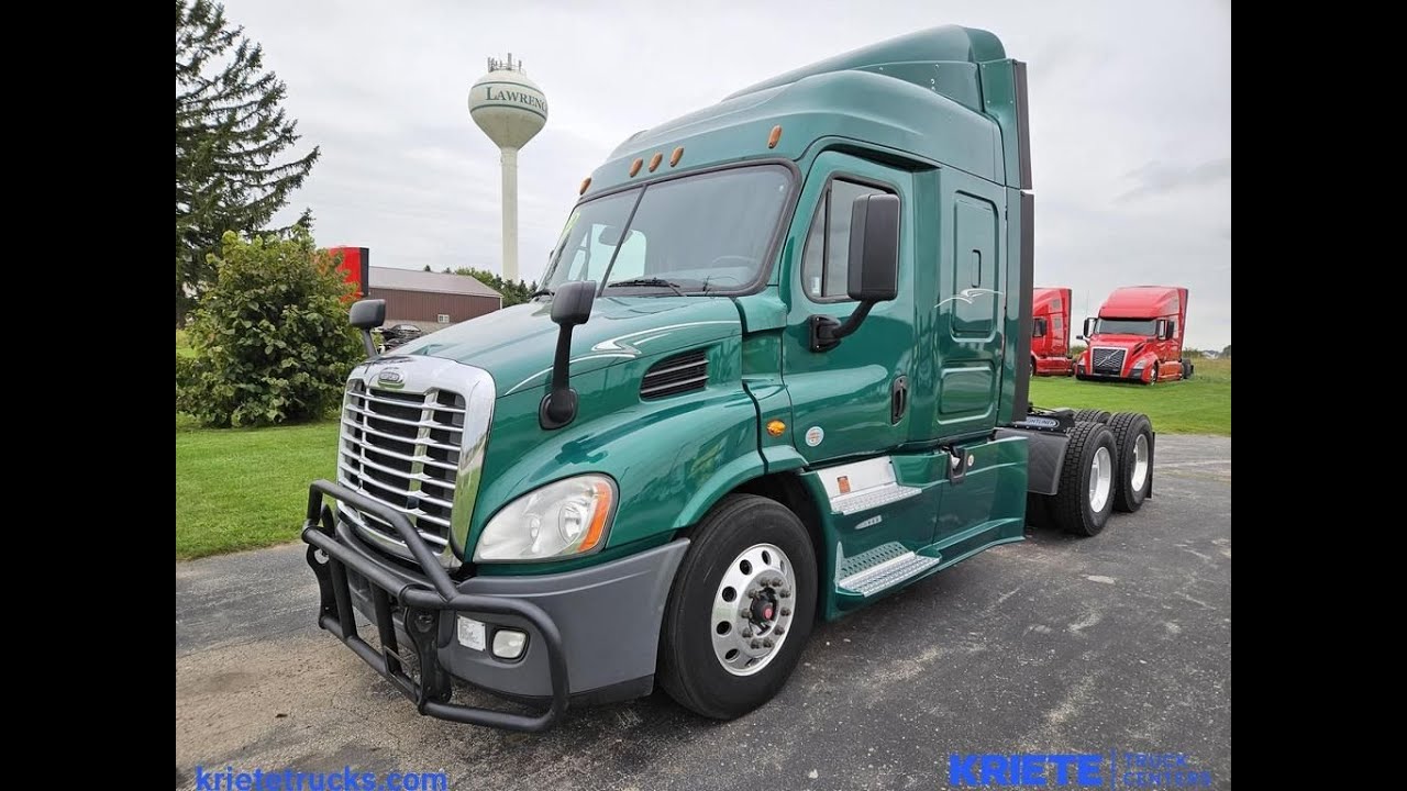 2019 Freightliner Cascadia 113 - Green (FR4399U) - YouTube