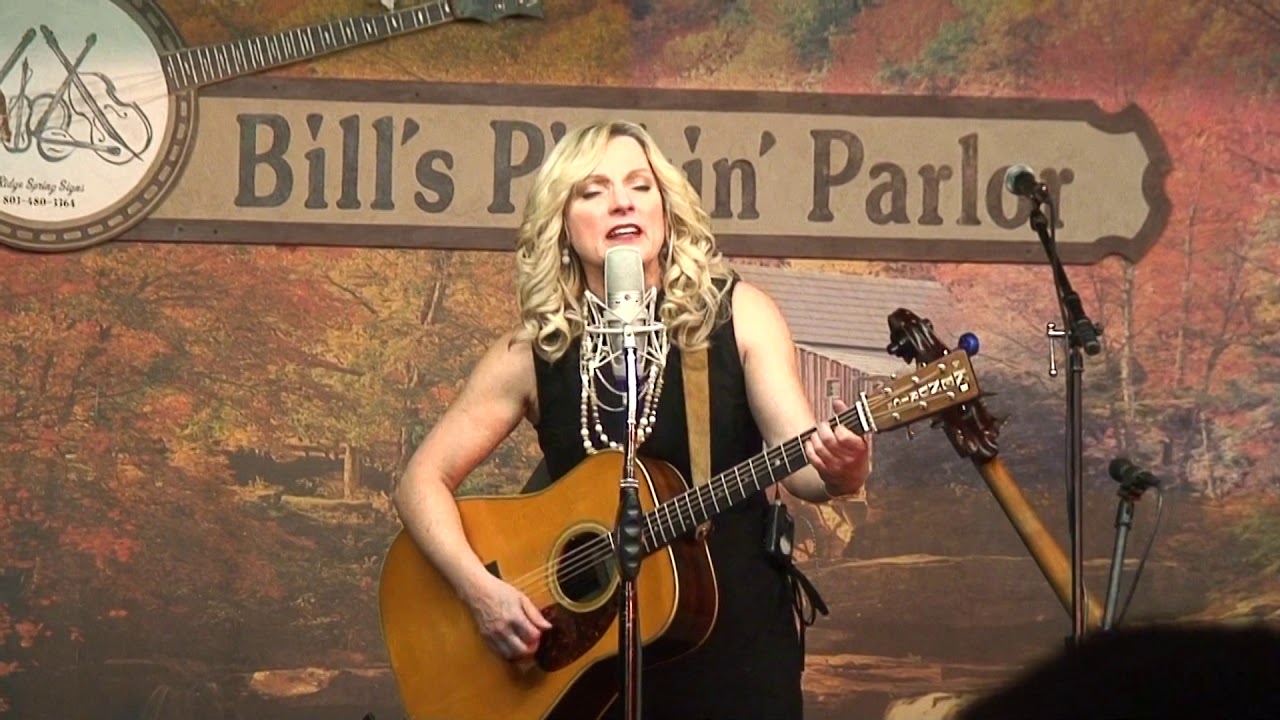 American Grandstand - Rhonda Vincent - YouTube