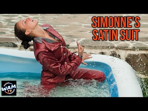 Wetlook Simonne soaks her suit (T386c2)