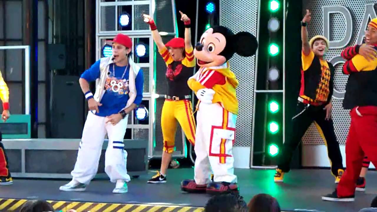 Mickey Hip-Hop Dancing - 2 of 2 - YouTube