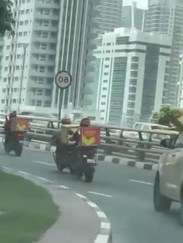 Delivery Boy Road Rage in Dubai #roadrage #dubai #deliveryboy #uae # ...