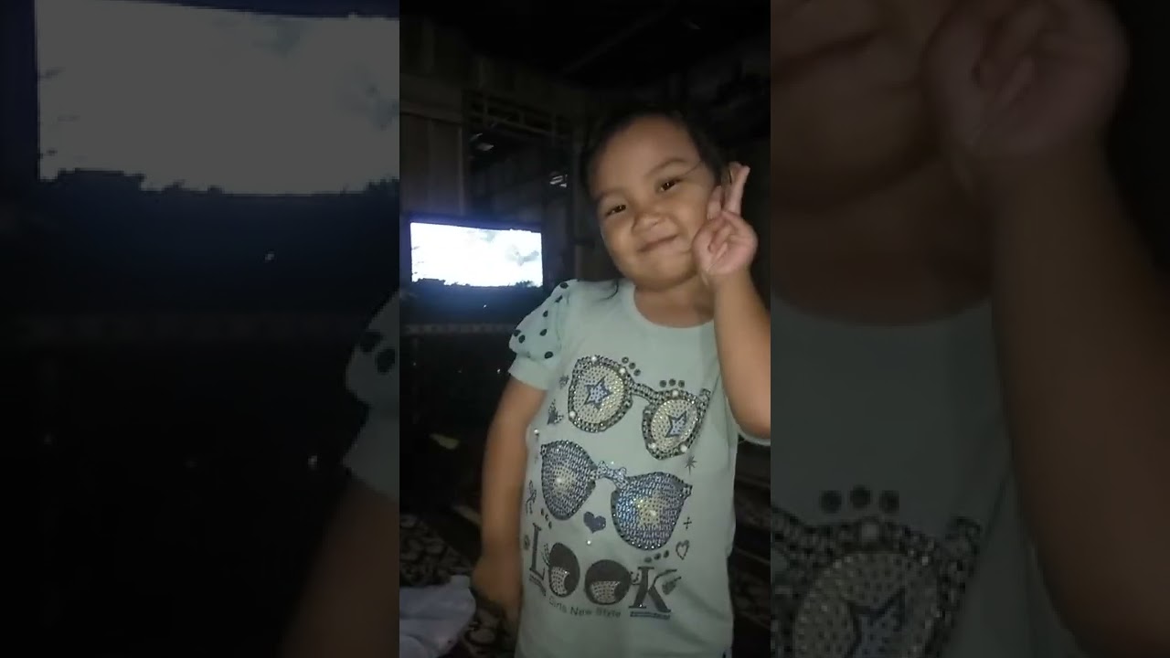 belajar pake baju sendiri - YouTube