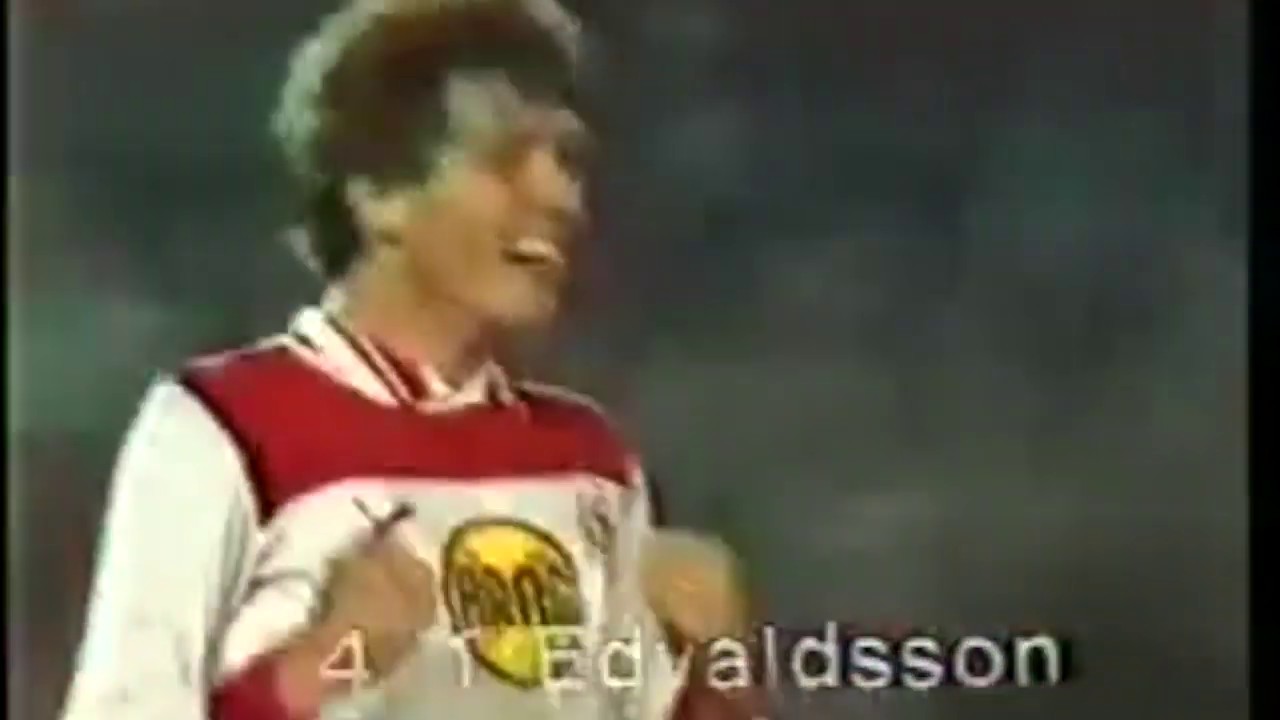 Atli Eðvaldsson - Svipmyndir frá atvinnumannaferli // Highlights - YouTube