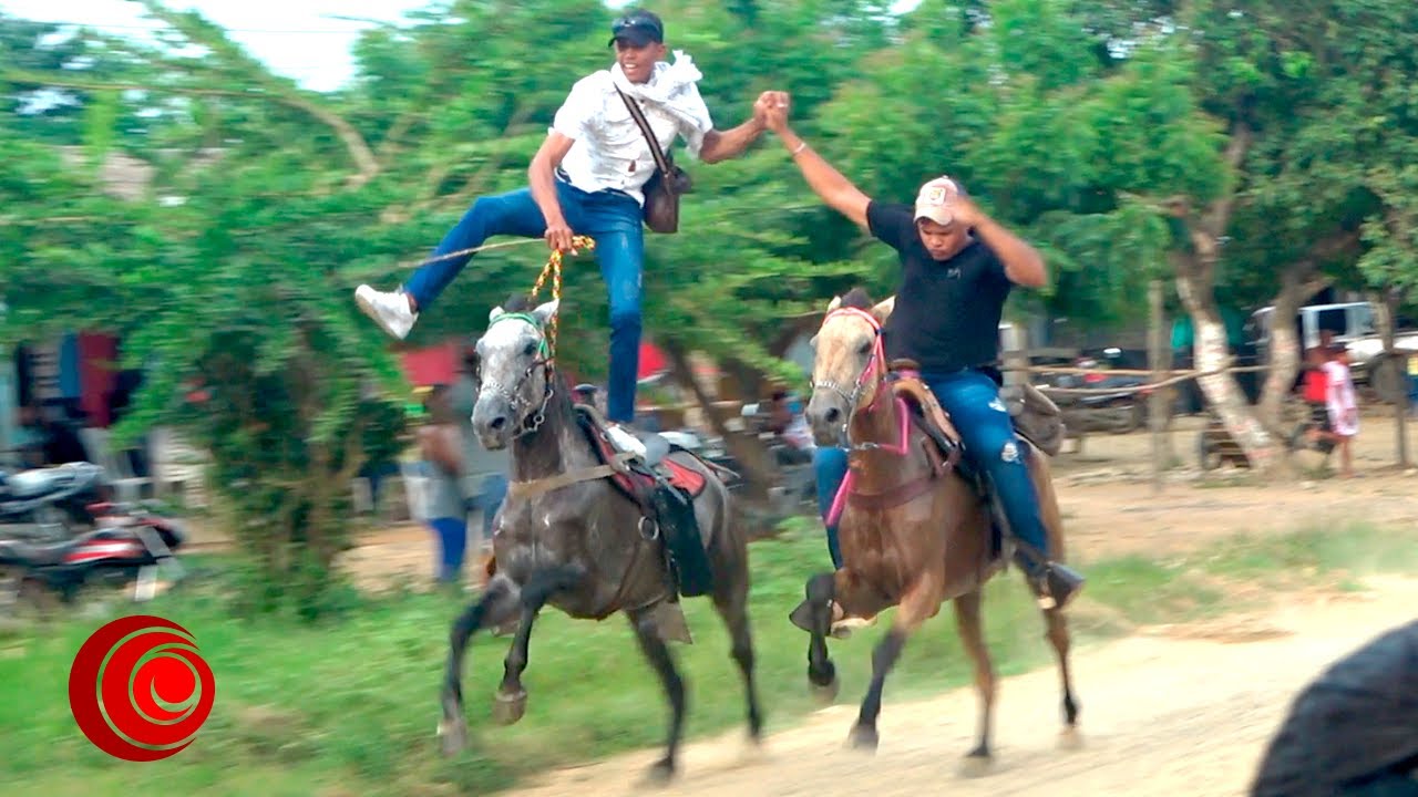 MEJORES MOMENTOS Acrobacias y carreras a caballo 🏇🏇 Mahates Bolívar ...