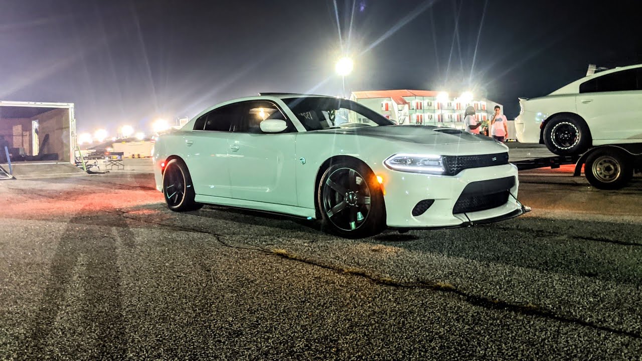 FIRST TIME DRIVING THE HELLCAT ON THE TRACK!!! STREET CAR TAKEOVER W ...