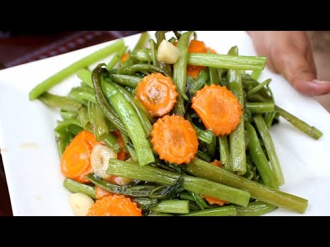 Local Stir- Fried Morning Glory with Oyster sauce/ Local Khmer food ...