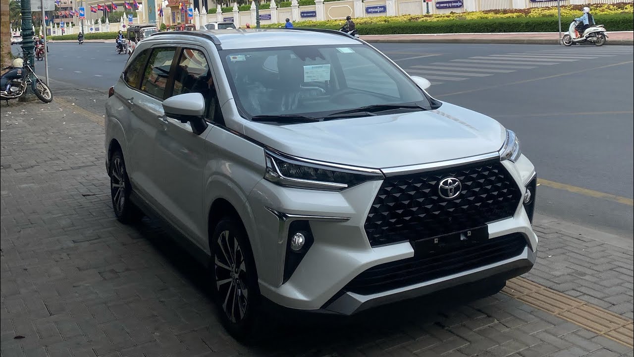 All New 2024 Toyota Veloz - 1.5L 7Seater Premium MPV / Exterior and ...