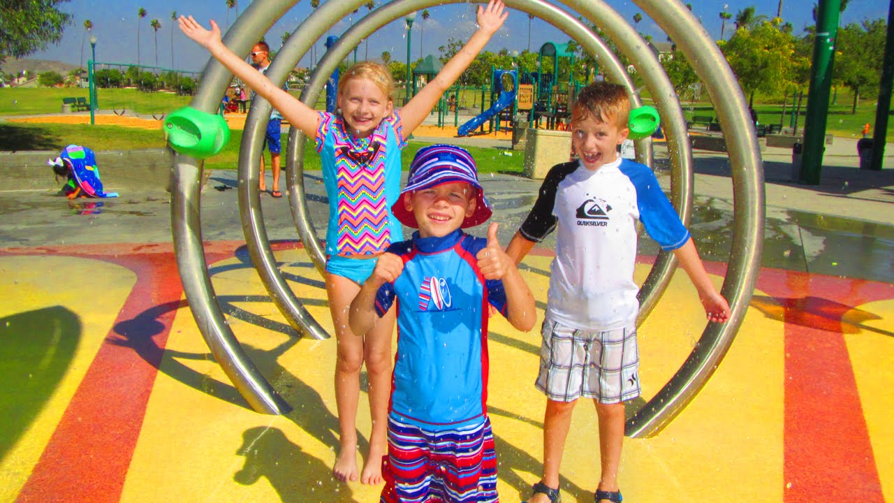 Splash Pad Water Park FUN!! - YouTube