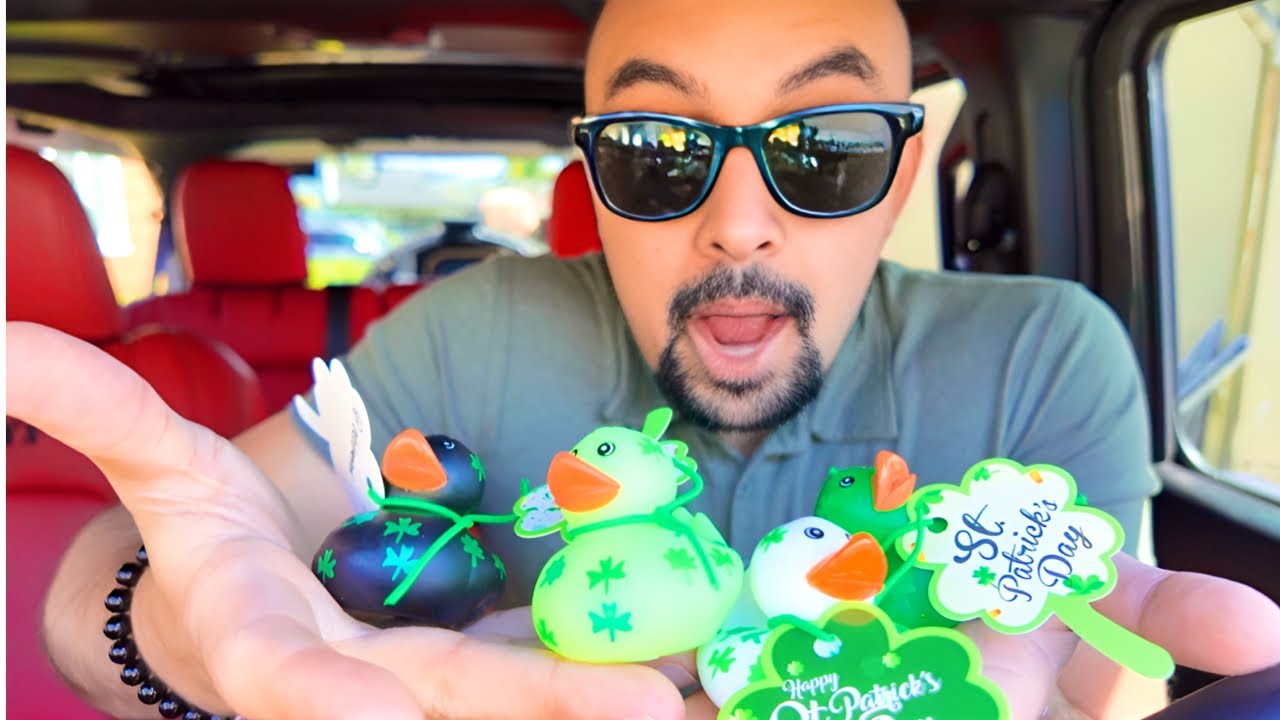 St. Patrick's Day Jeep Ducking - YouTube