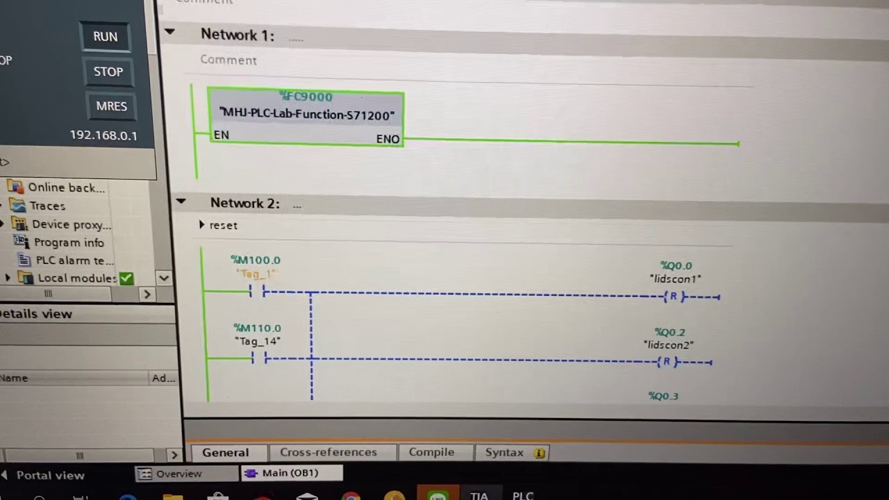Assemble parts made of lids and bases using a two-axis pick and place ...