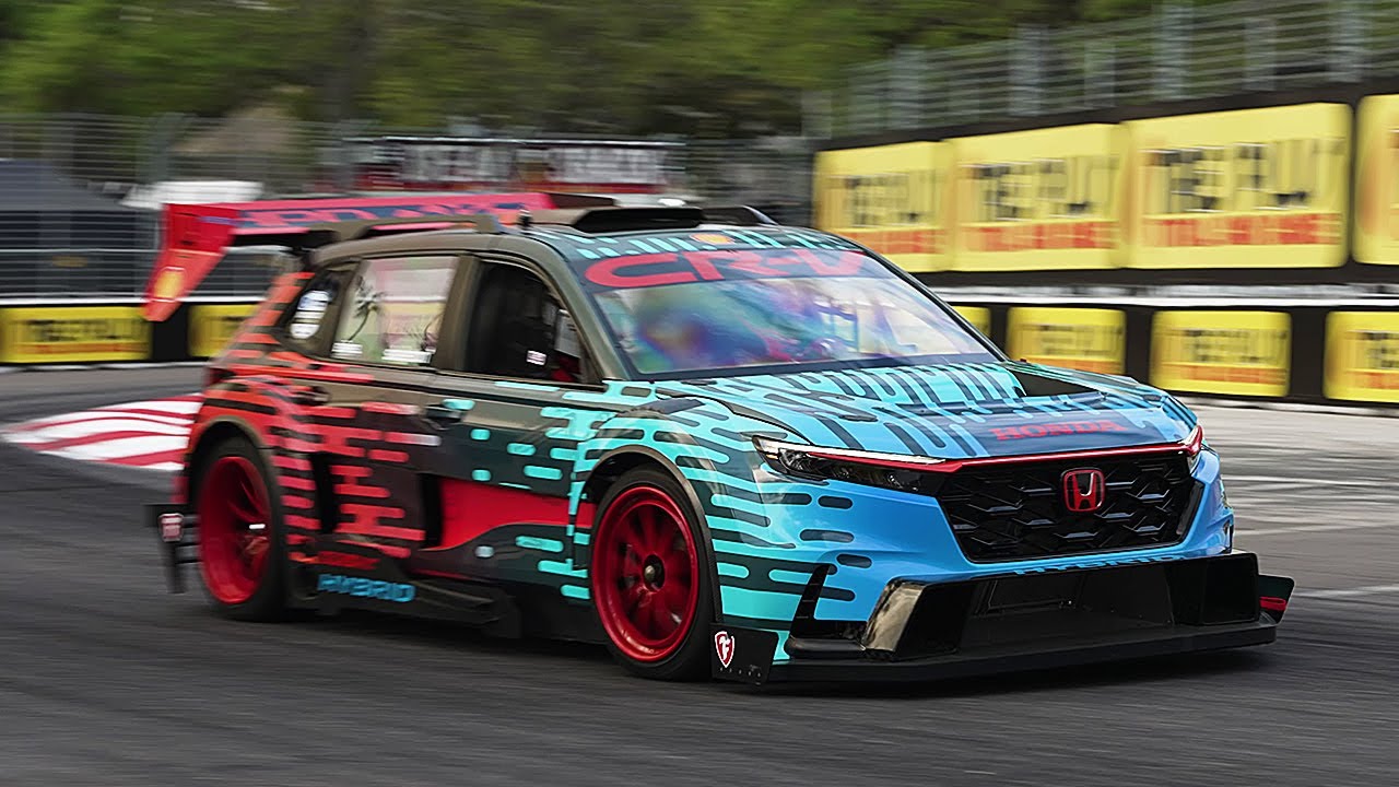 Development Story: Honda’s IndyCar Powered CR-V Hybrid Racer - YouTube