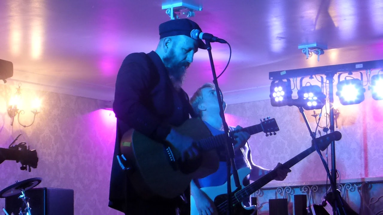 Martin Metcalfe & The Fornicators: Goodbye Mr MacKenzie live 13th ...