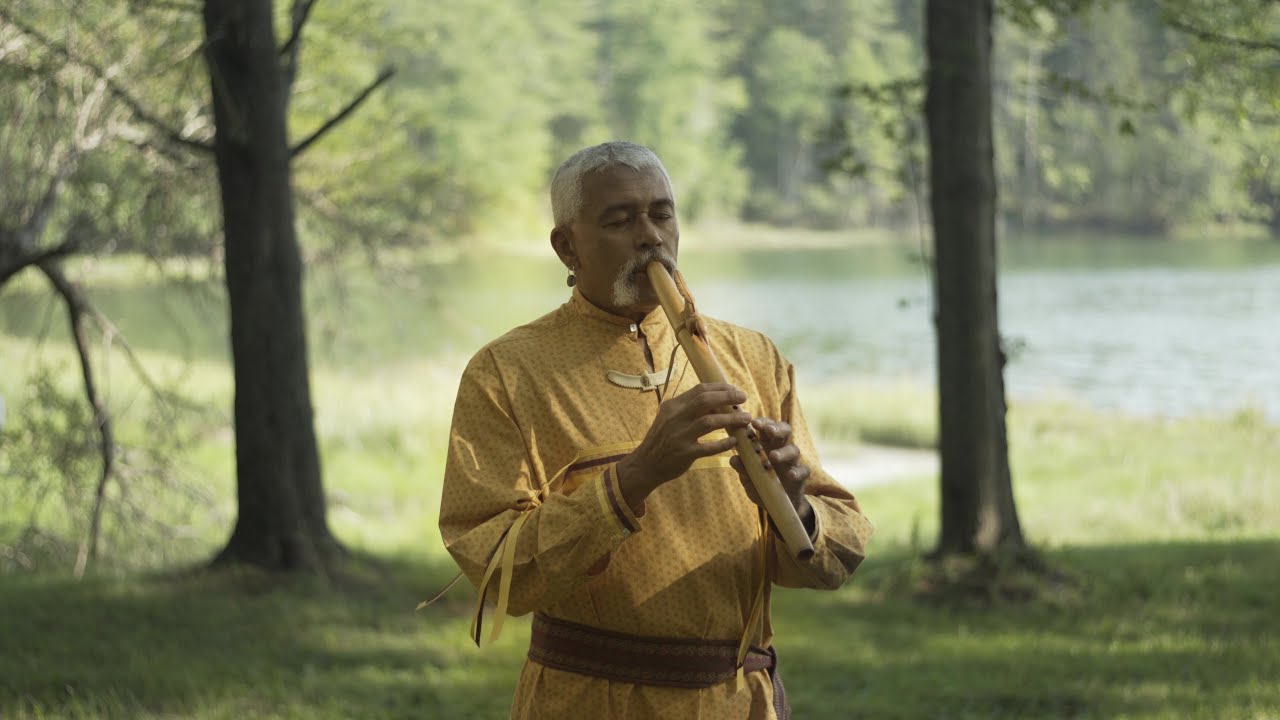 Salt Bay Chamberfest - Hawk Henries performs Earth and Sky - YouTube