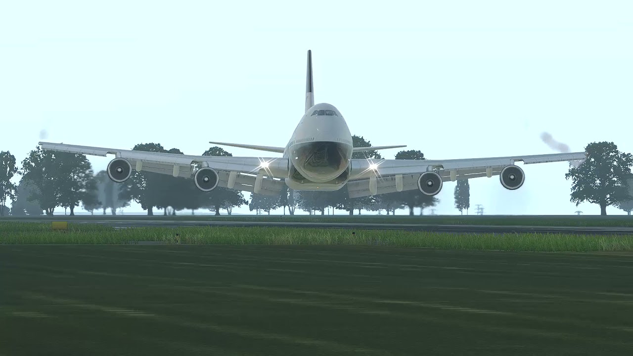 Felis 747-200 classic low pass - YouTube
