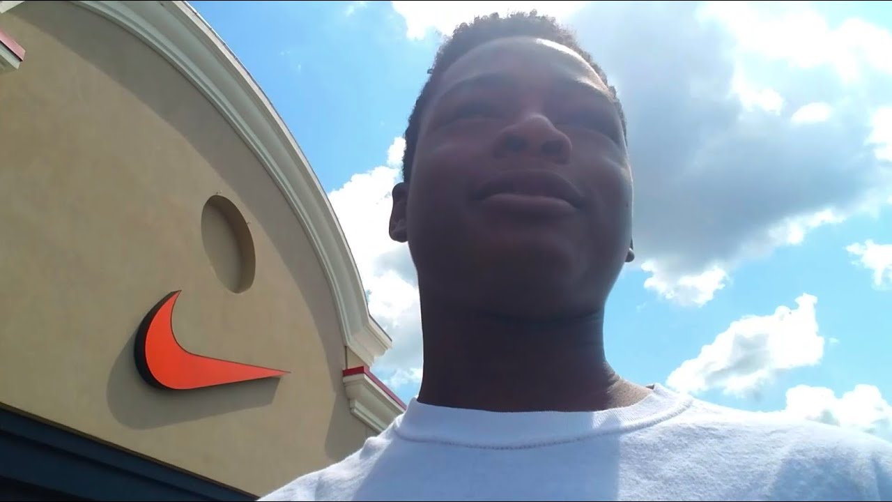 Nike Outlet Vlog Jay & Jay Kicks - YouTube