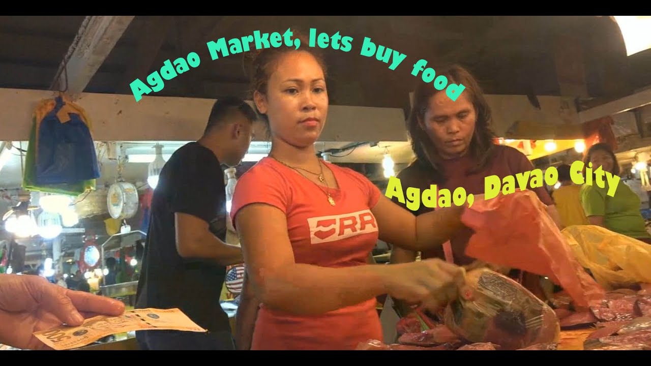 PHILIPPINES - Market food shopping - the busy indoor/outdoor market in ...