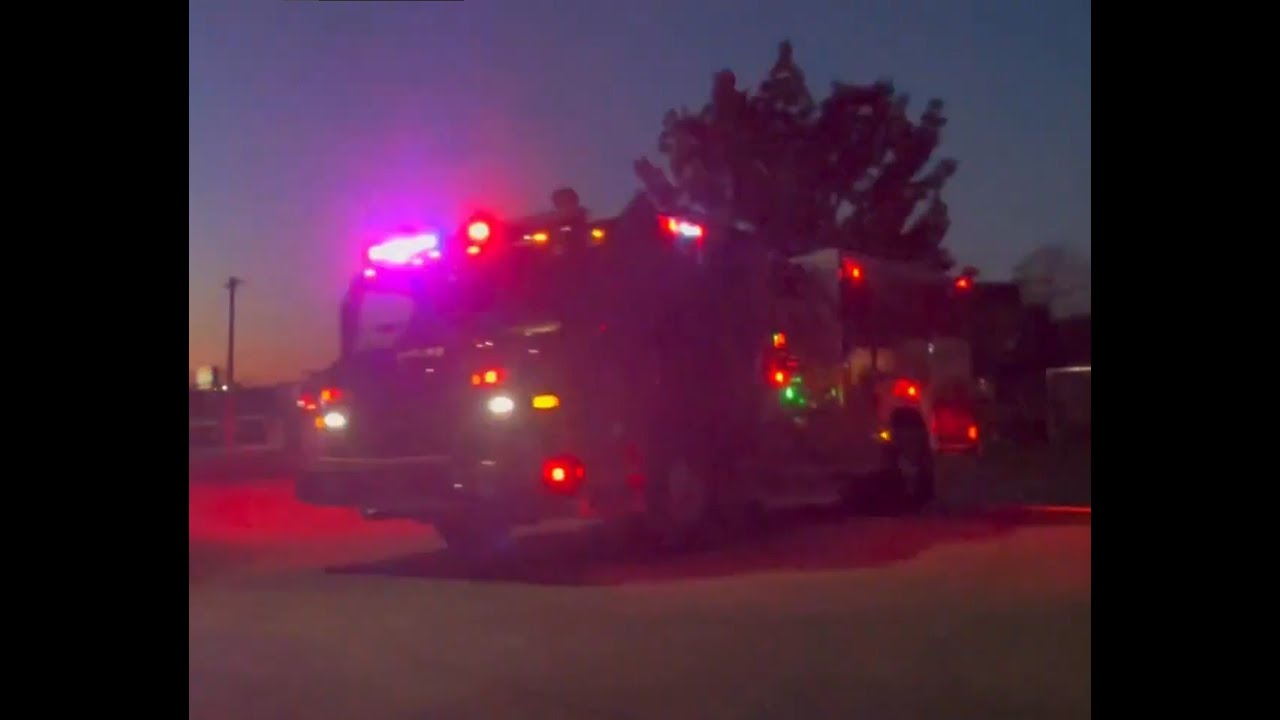 Tulsa Fire Department - Engine 20 Responding - YouTube
