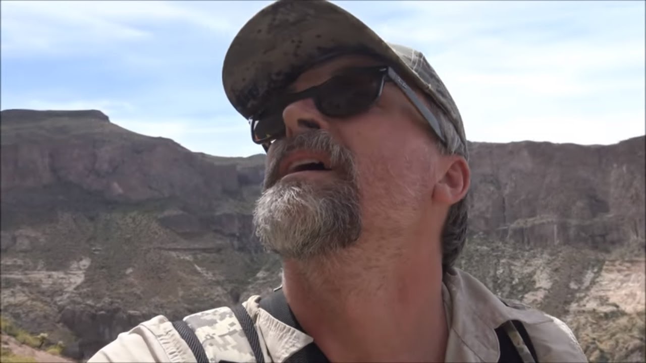 Salt River Cave Massacre: Skeleton Cave The Hike Up (part 1 of 2 ...