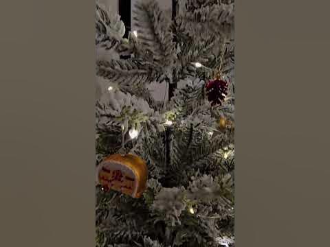 Christmas Decorations for The Roaming Russells | Full Time RV Travel ...