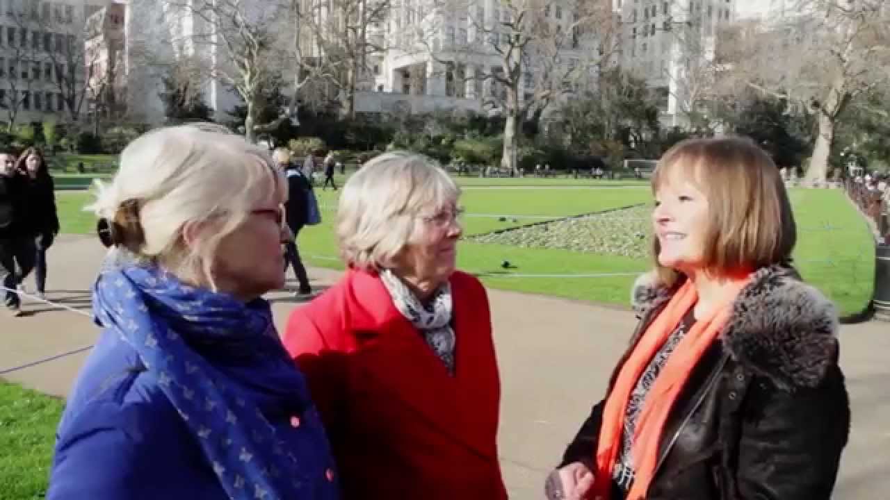 Debbie Tarrier - TV Presenter Showreel - YouTube