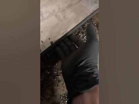 Toyoda FA1050S: Lazy operators = broken way covers - YouTube