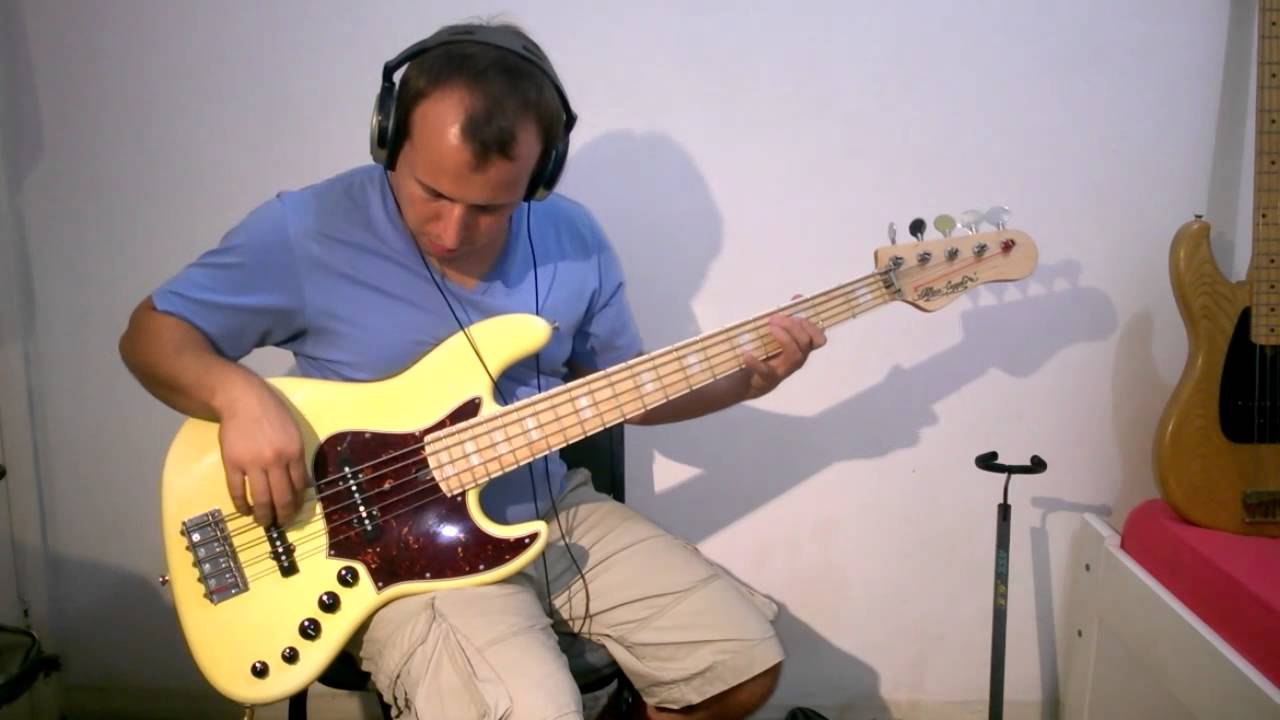 Alleva Coppolo Jazz Bass 5 - YouTube