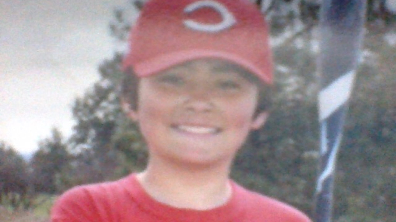 Reading the same word over and over. - YouTube