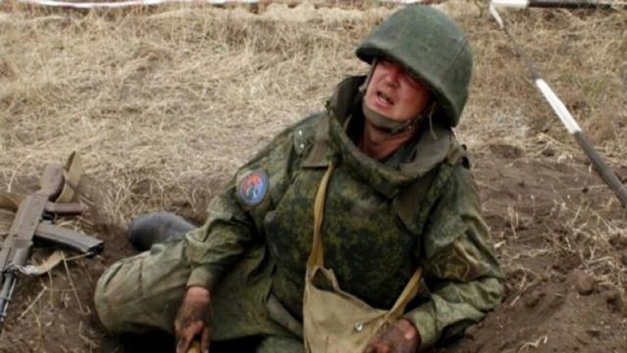 JUST AWFUL: TWO RUSSIAN SOLDIERS WITH BROKEN LEGS ARE LEFT TO ROTTEN ...