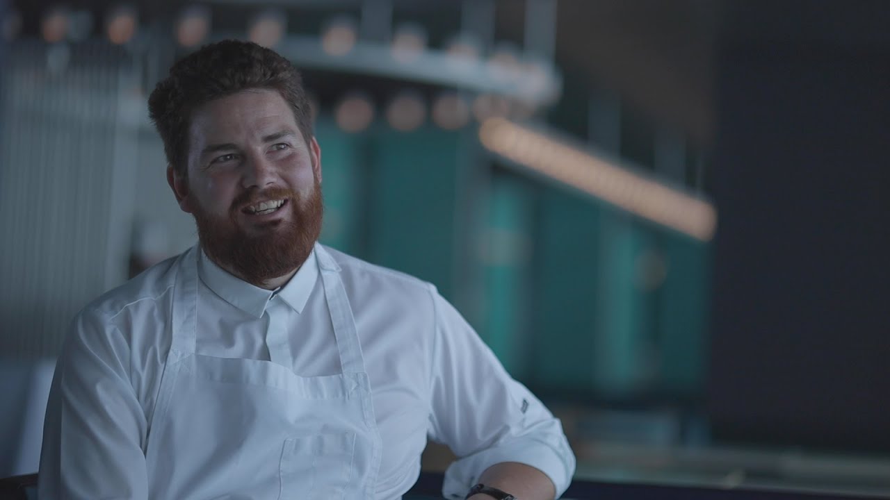 Alex Prichard / Icebergs Dining Room and Bar - YouTube