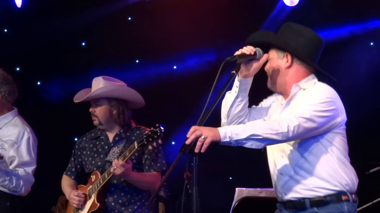 Jeff Woolsey at the Northern Nashville Caithness Country Music Festival ...