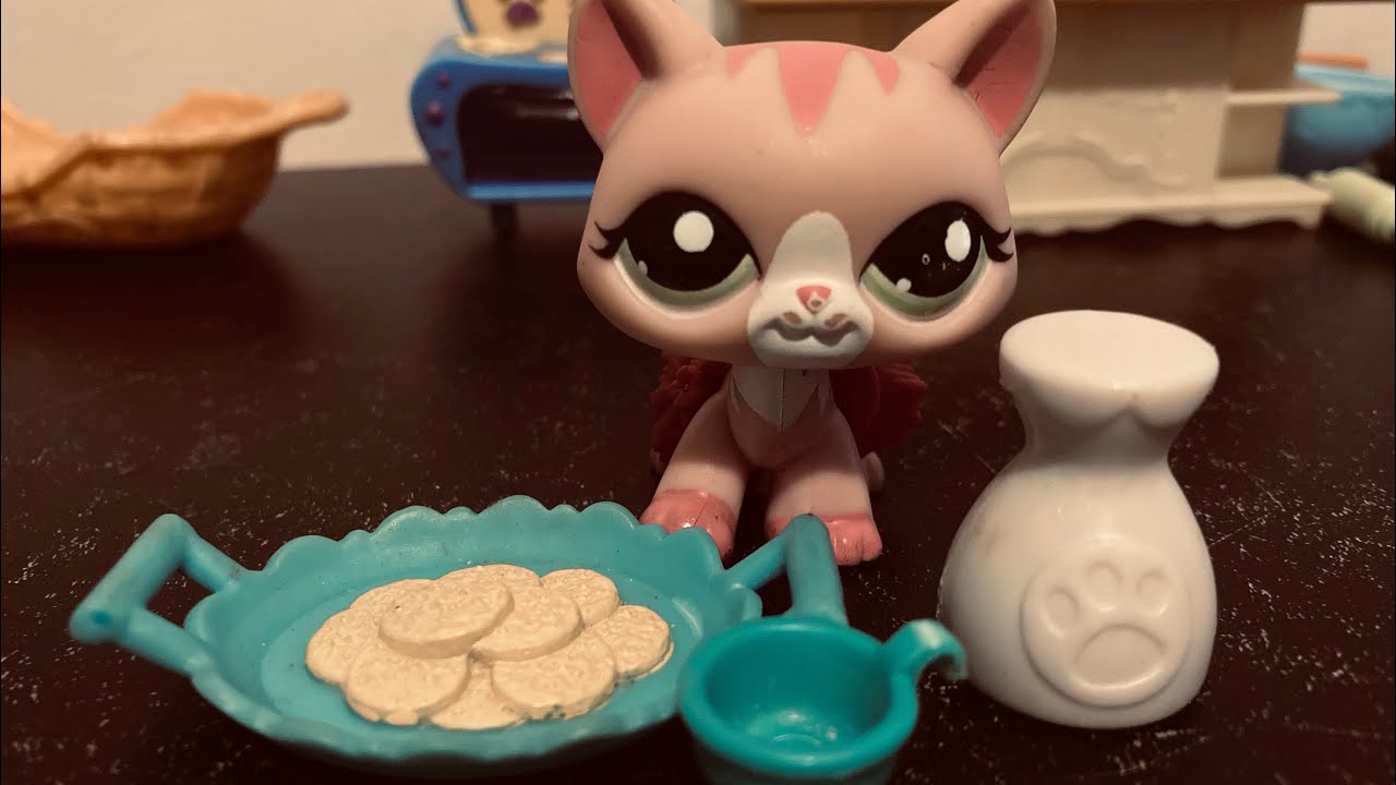 LPS- Cry Baby’s Extra Clutter Episode 10 (Milk And Cookies) - YouTube