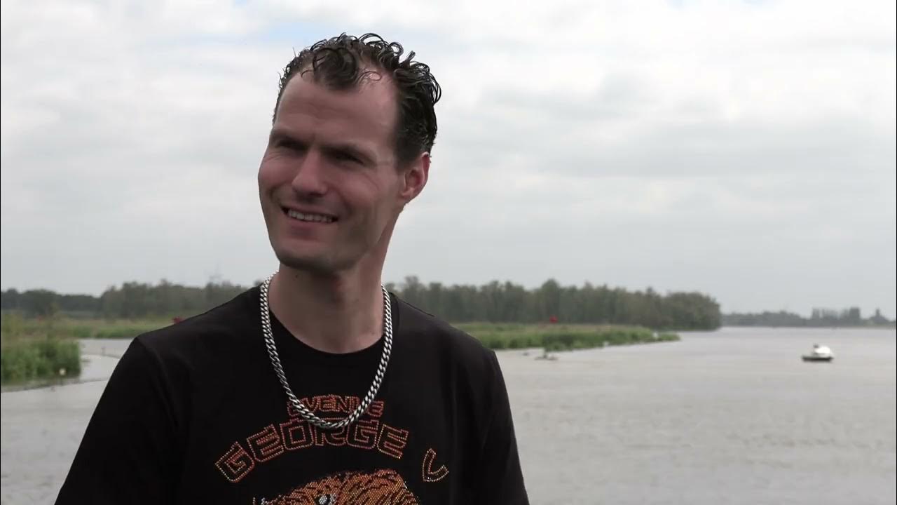 Wesley van Doesburg - Maar zie ik weer jouw lach (Officiële Videoclip) - YouTube