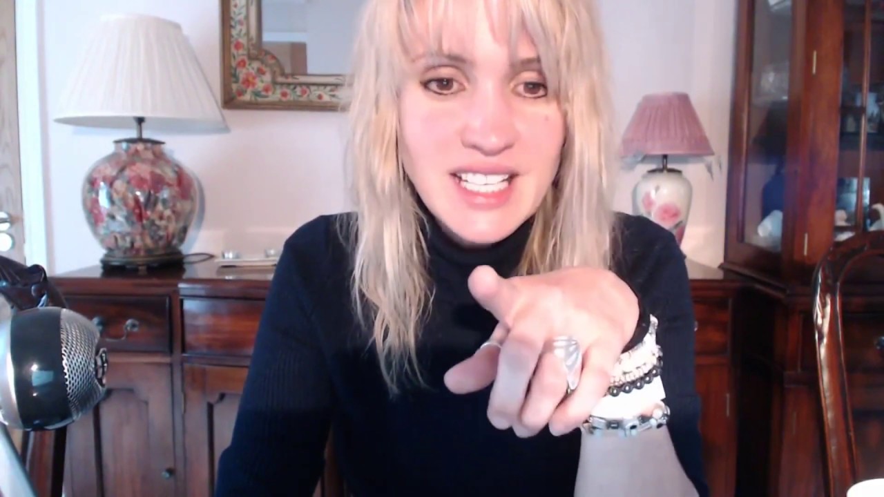Lisa Cairns - The First Noble Truth (25/3-18) - YouTube