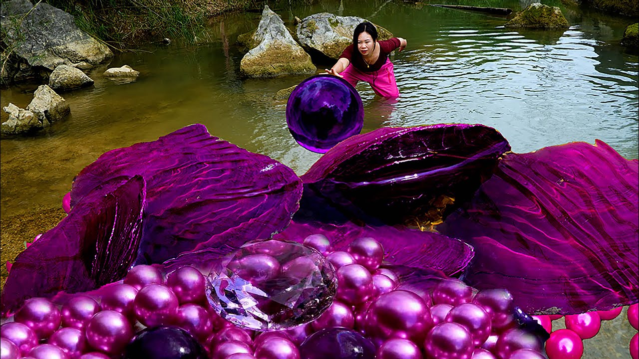 😱🎁Discovering a sparkling purple giant clam with enchanting purple ...