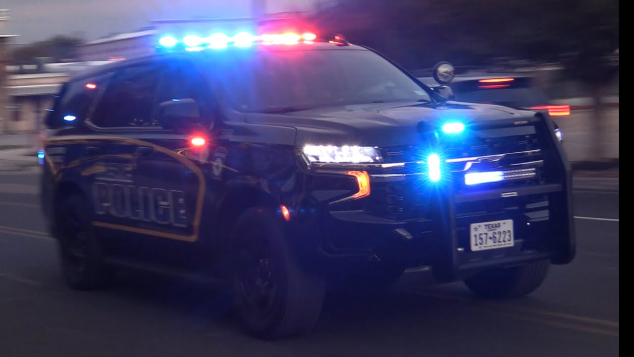 (RUMBLER) Boerne Police Department Tahoe Responding Code 3 - YouTube