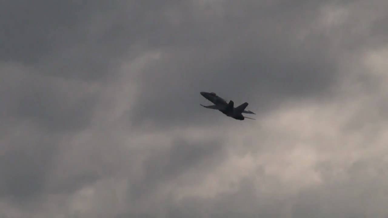 Beauvechain (Bevekom) Airshow 3-7-2010 part 10/12 [HD] - YouTube