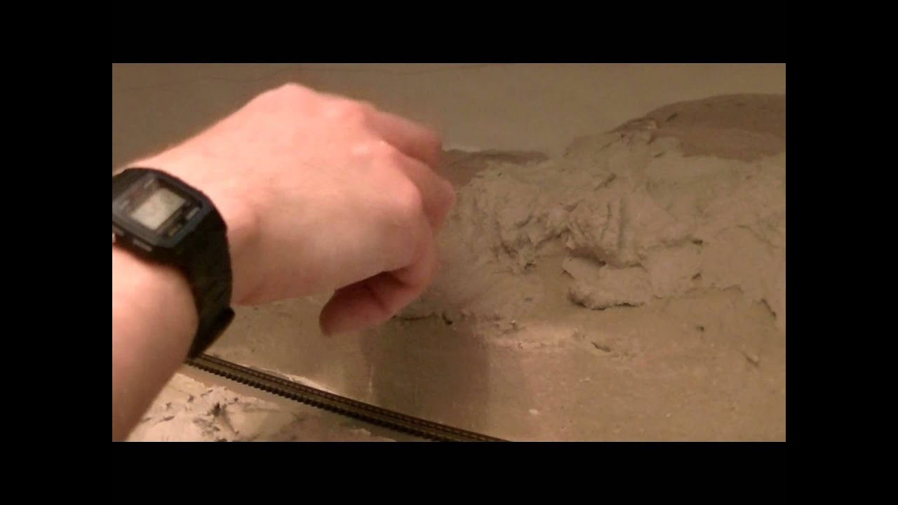 N scale vlog 71. Rotsen modelleren, achtergrond schilderen, stenen ...
