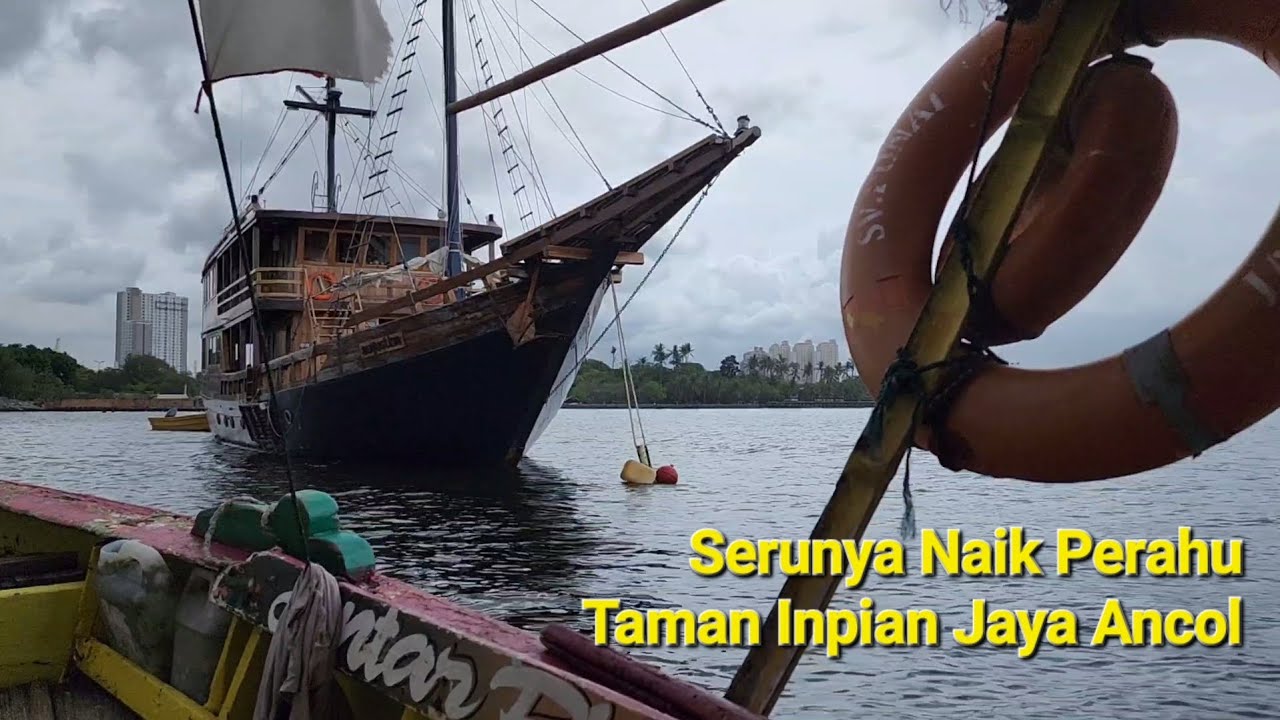 Serunya Naik Perahu di Taman Impian Jaya Ancol - YouTube