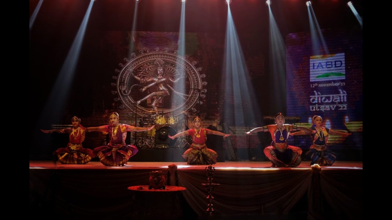 Bharatnatyam | Classical Dance | Alarippu | Dheem Ta Dare - YouTube
