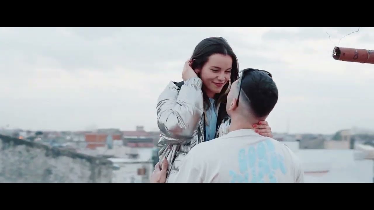 UNA HORA PARA EL ANOCHECER - LAUREX - YouTube