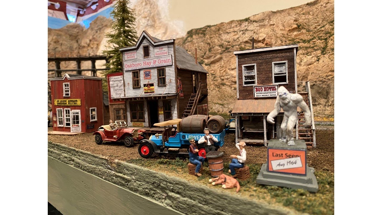 Life in a model train layout - Part 1 - The Hearse - The WW2 Mk14 ...