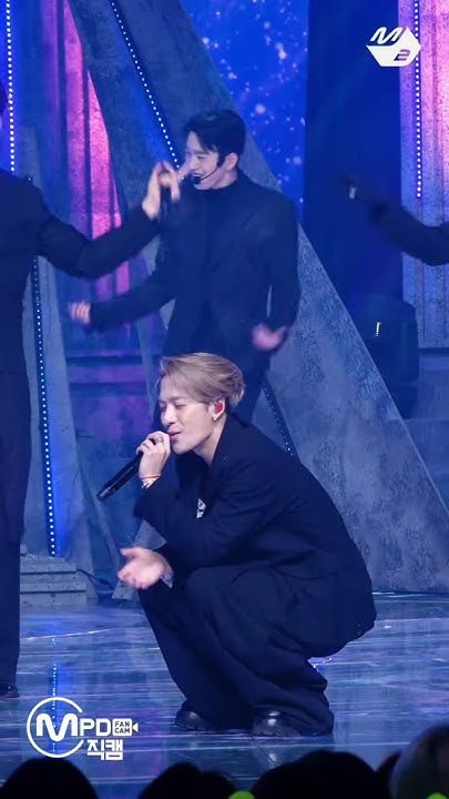 Jackson Wang - GOT7 PYTHON Fancam MCOUNTDOWN - YouTube