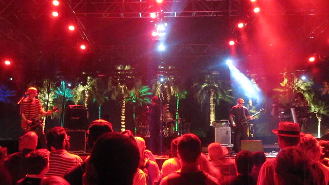 Street of Dreams - The Damned @ Gobi Tent Coachella, 4/16/2016 - YouTube