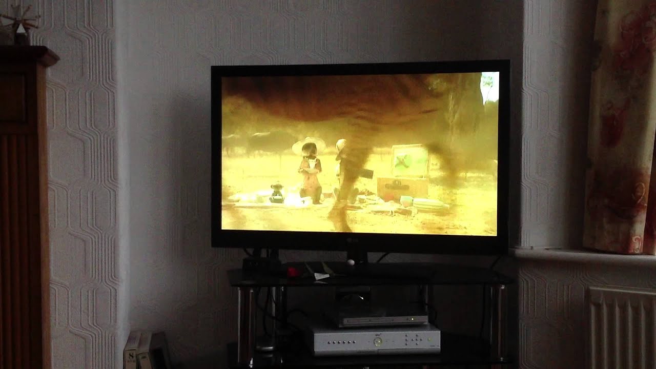 Cute Meerkat Advert: Safari Oleg and stampede - YouTube