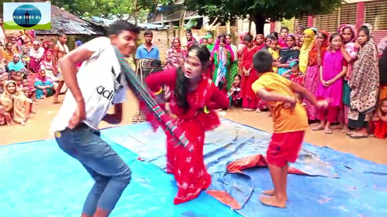 Bangladeshi Biyer Barir Geet & Dance | Bangla Geet | Biyer Geet | New ...
