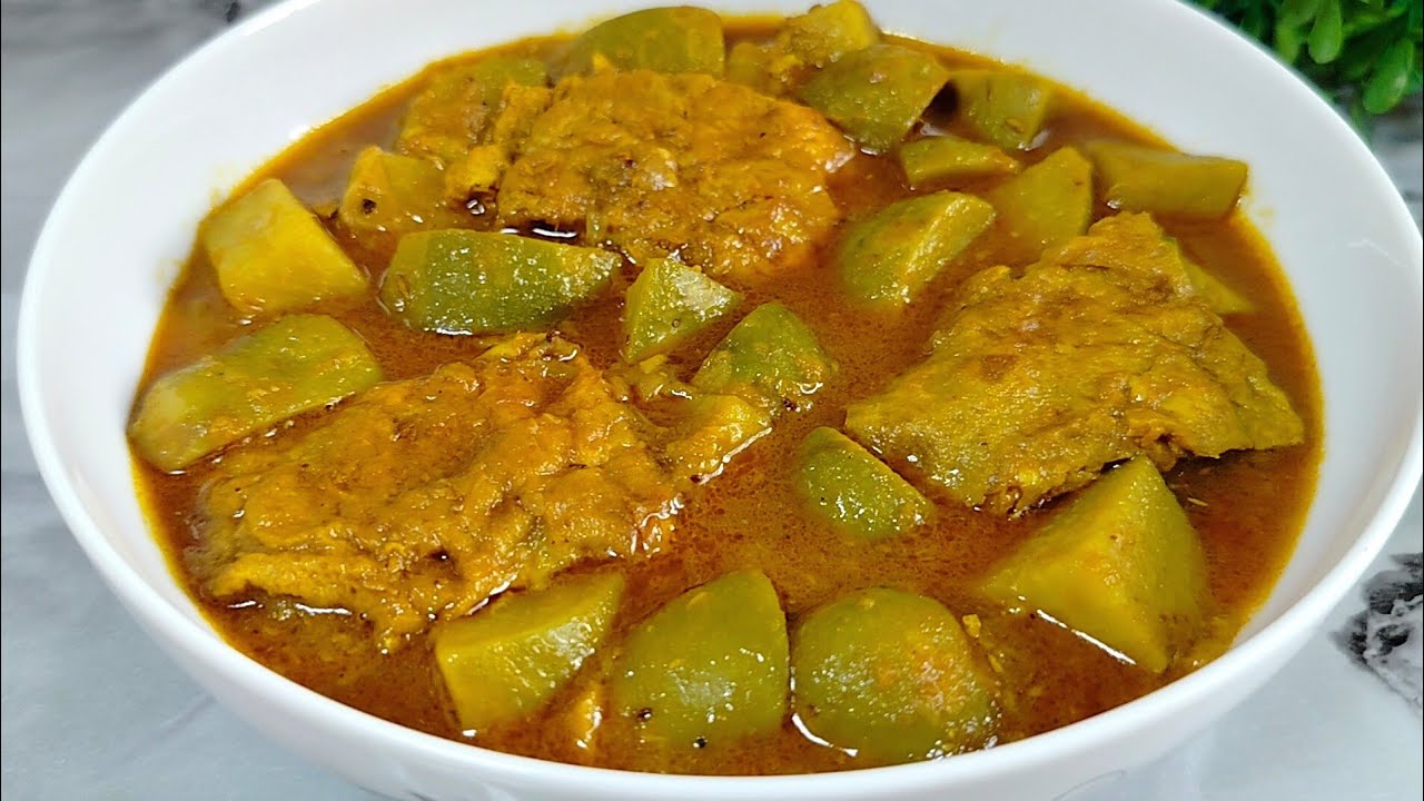 গাছ আলু দিয়ে ডিম রান্নার নতুন রেসিপি | গাছ আলু রান্নার রেসিপি | পেস্তা ...