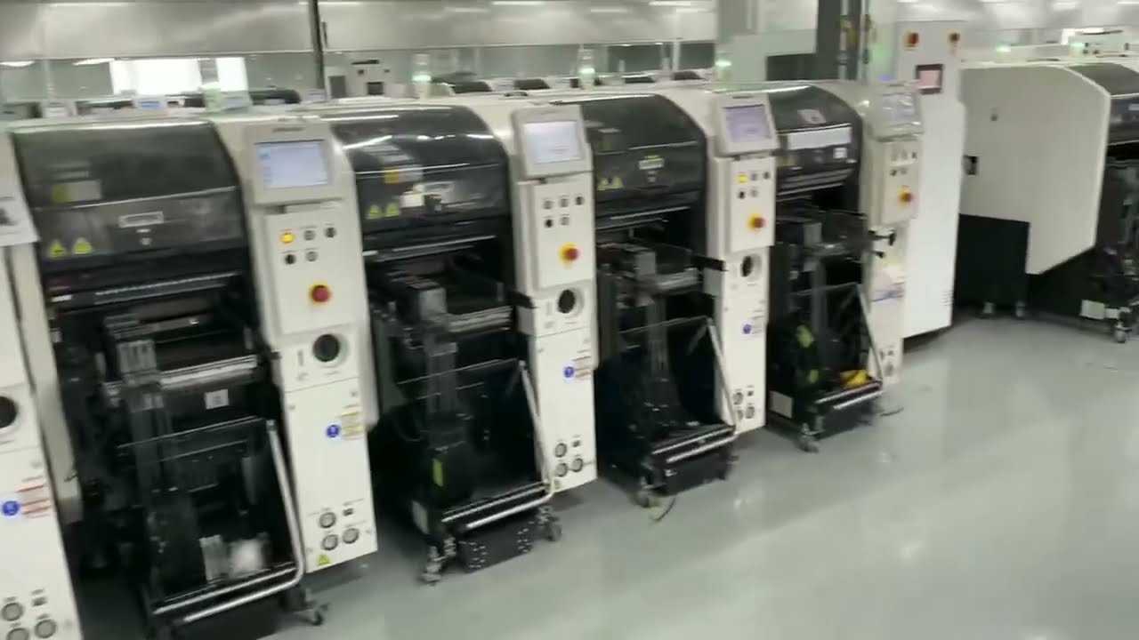 Panasonic NPM-D3 Production Modular SMT Placement - YouTube